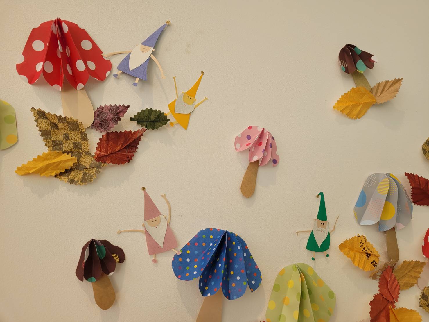 R.5 10月の21美術館託児ルームの様子 - NPO法人-子育て支援さくらっこNPO法人-子育て支援さくらっこ